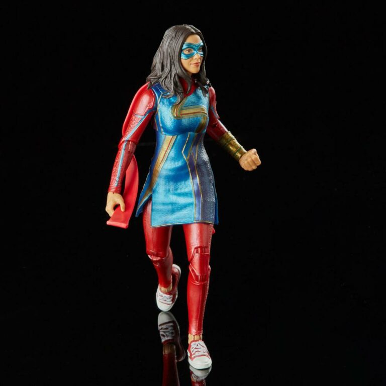 HASBRO MARVEL LEGENDS INFINITY ULTRON BAF: MS. MARVEL - 15 CM ...
